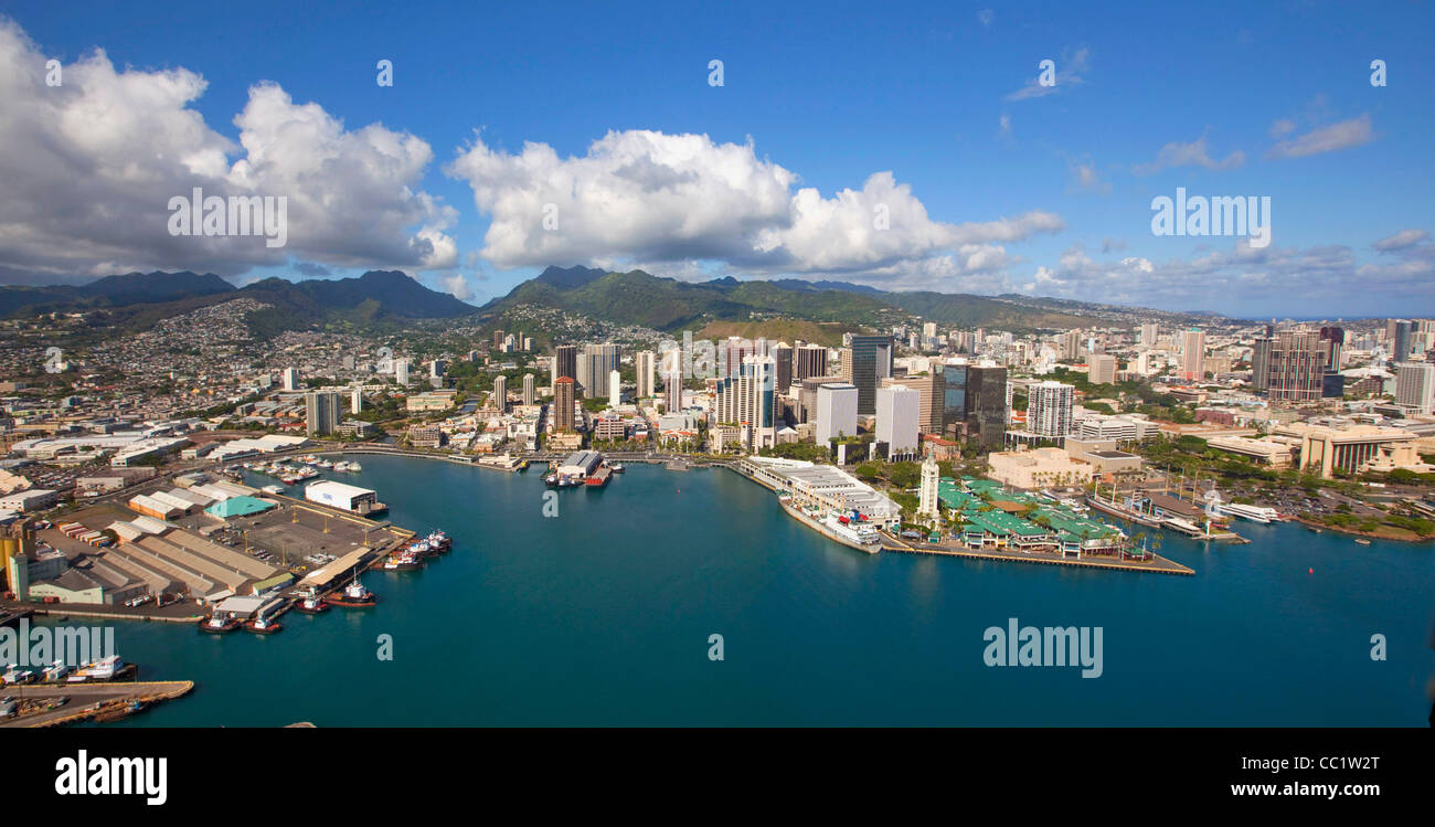 Honolulu harbor hi-res stock photography and images - Alamy