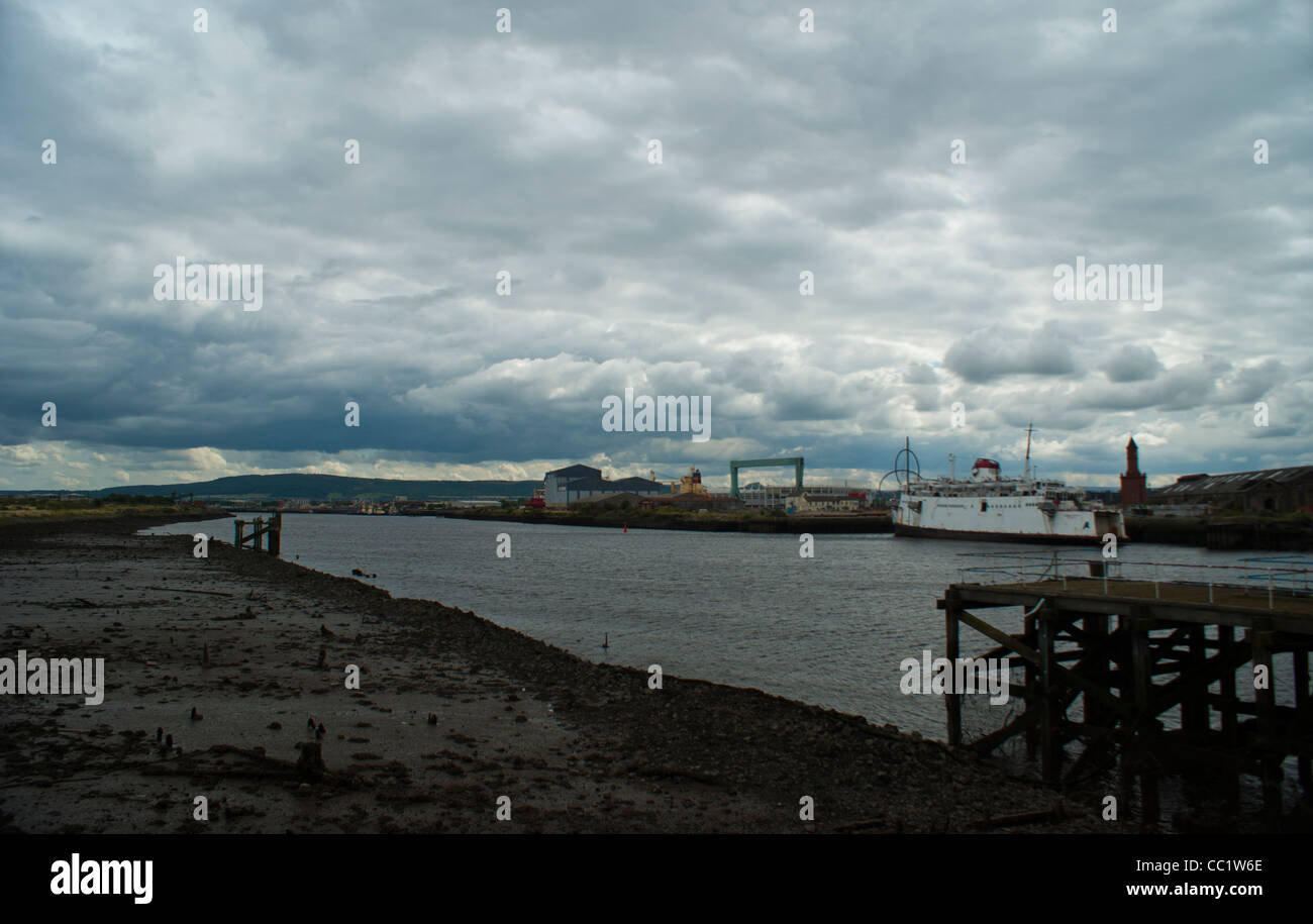 River Tees in Middlesbrough, Teesside Stock Photo - Alamy