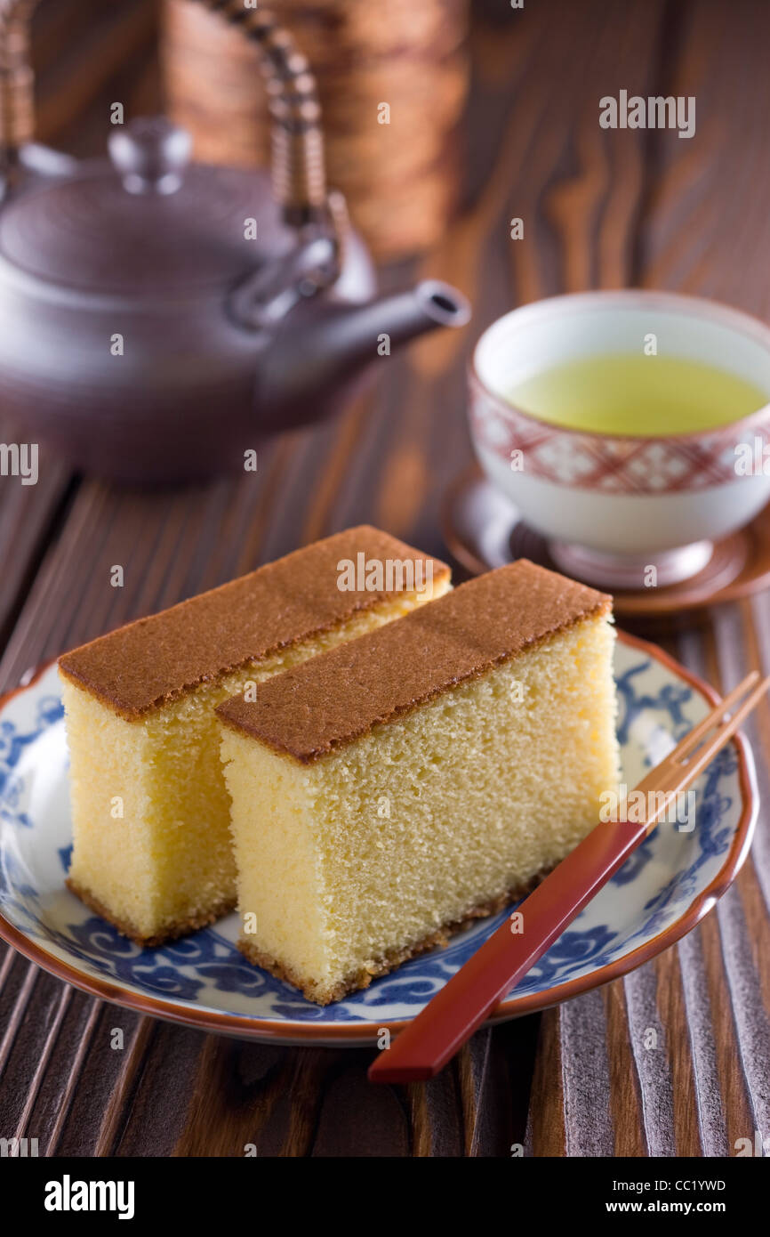 Castella food hi-res stock photography and images - Alamy