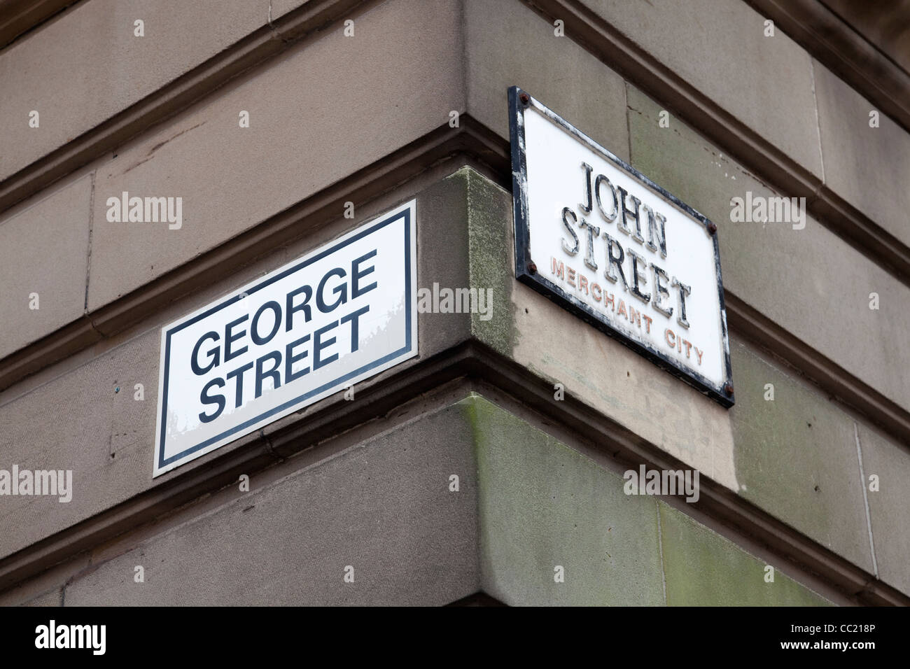 Glasgow and street signs hi-res stock photography and images - Alamy
