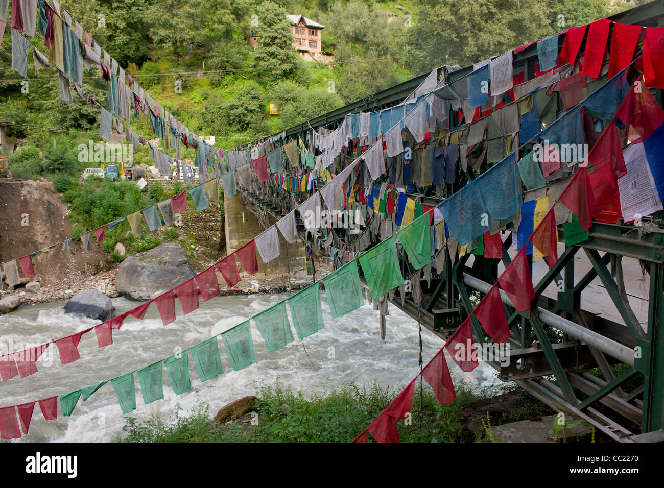 Manali resort town hi-res stock photography and images - Alamy