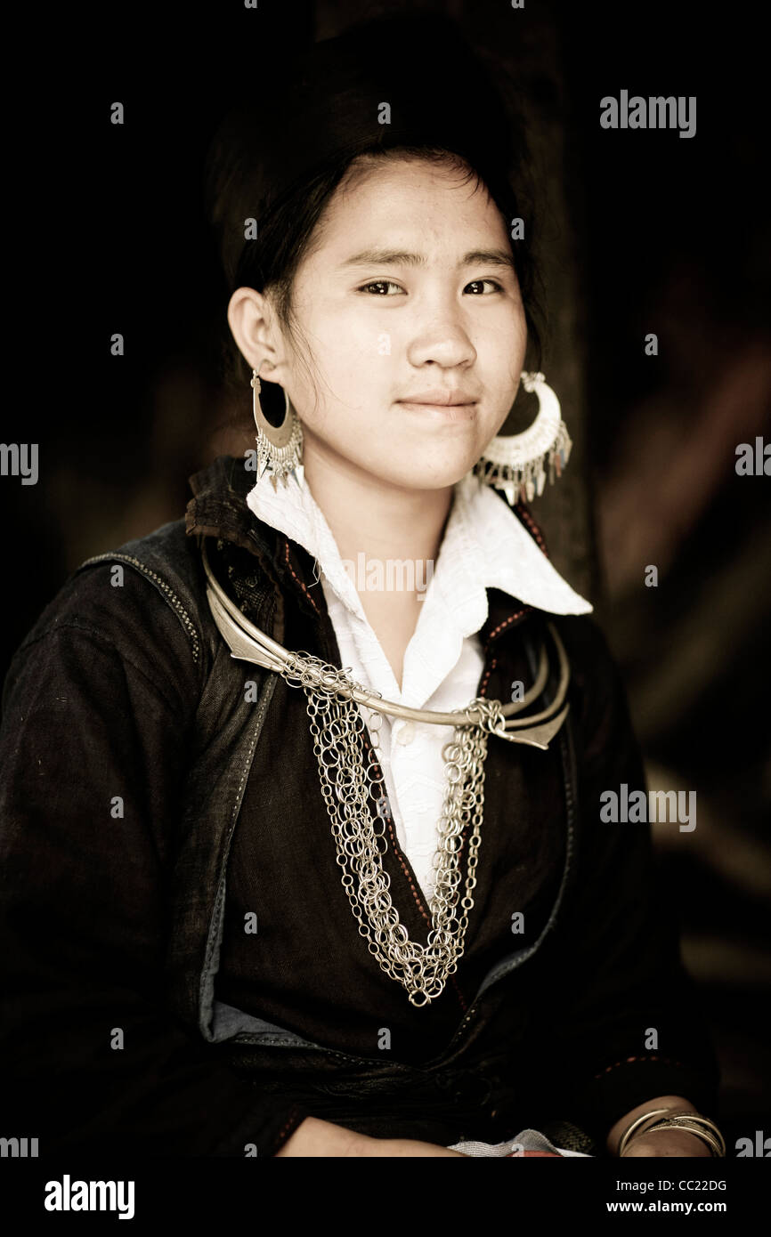 Striking portrait of a traditional Black Hmong Tribeswoman at the ...