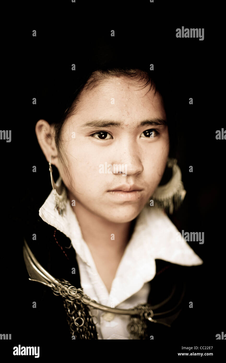 Striking portrait of a traditional Black Hmong Tribeswoman at the ...