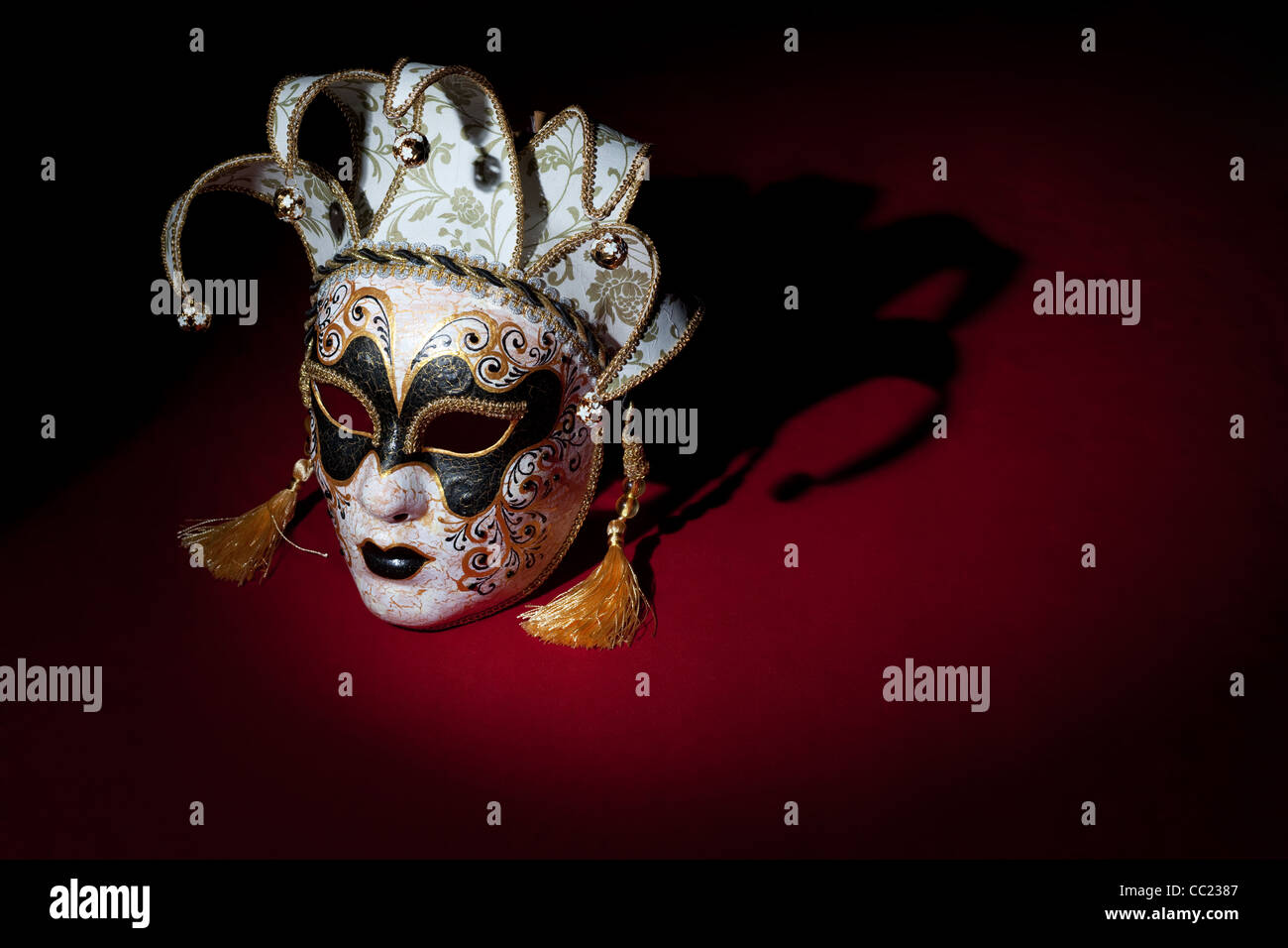 Beautiful mask venice italy woman eyes hi-res stock photography and ...