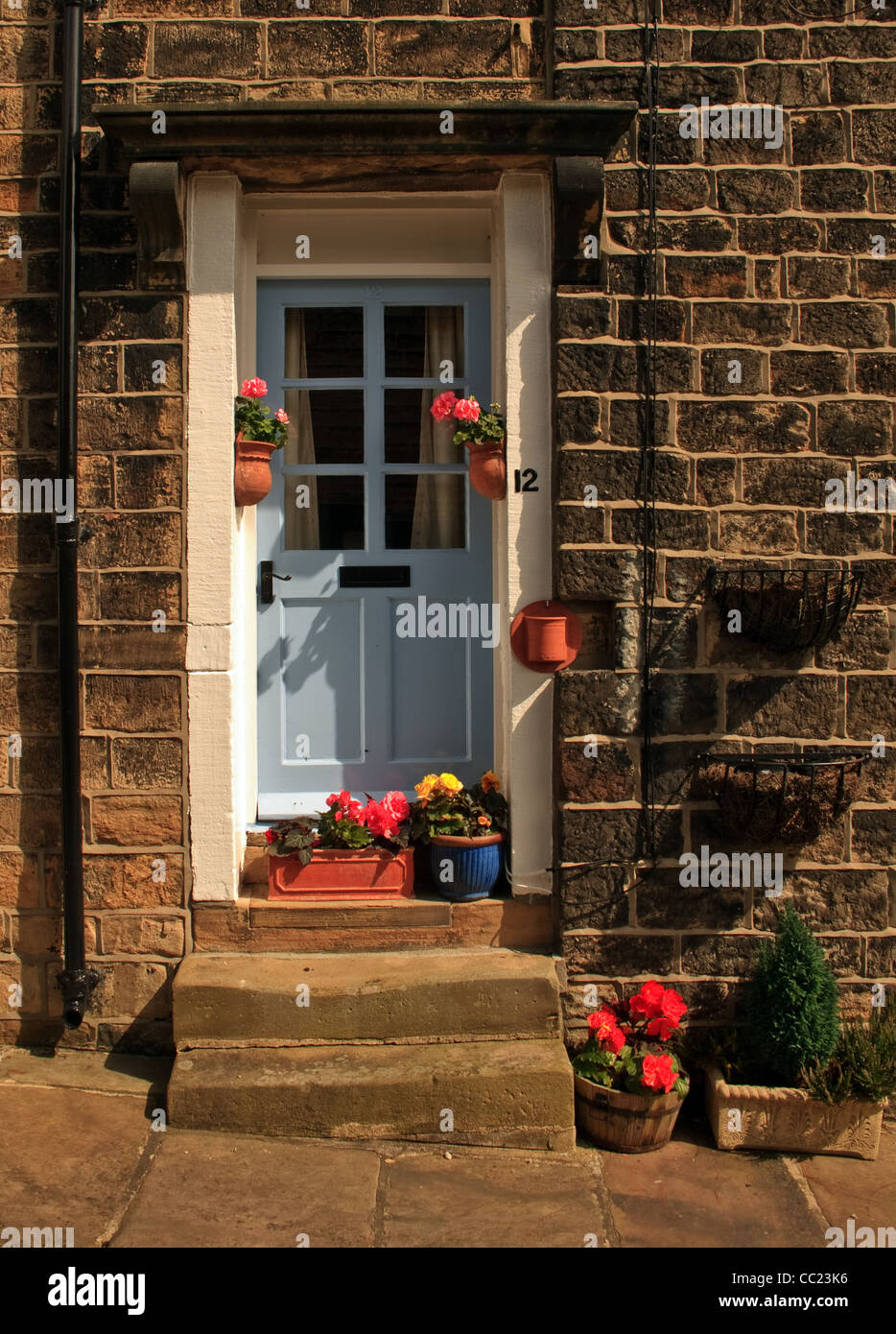 cottage door way Stock Photo - Alamy