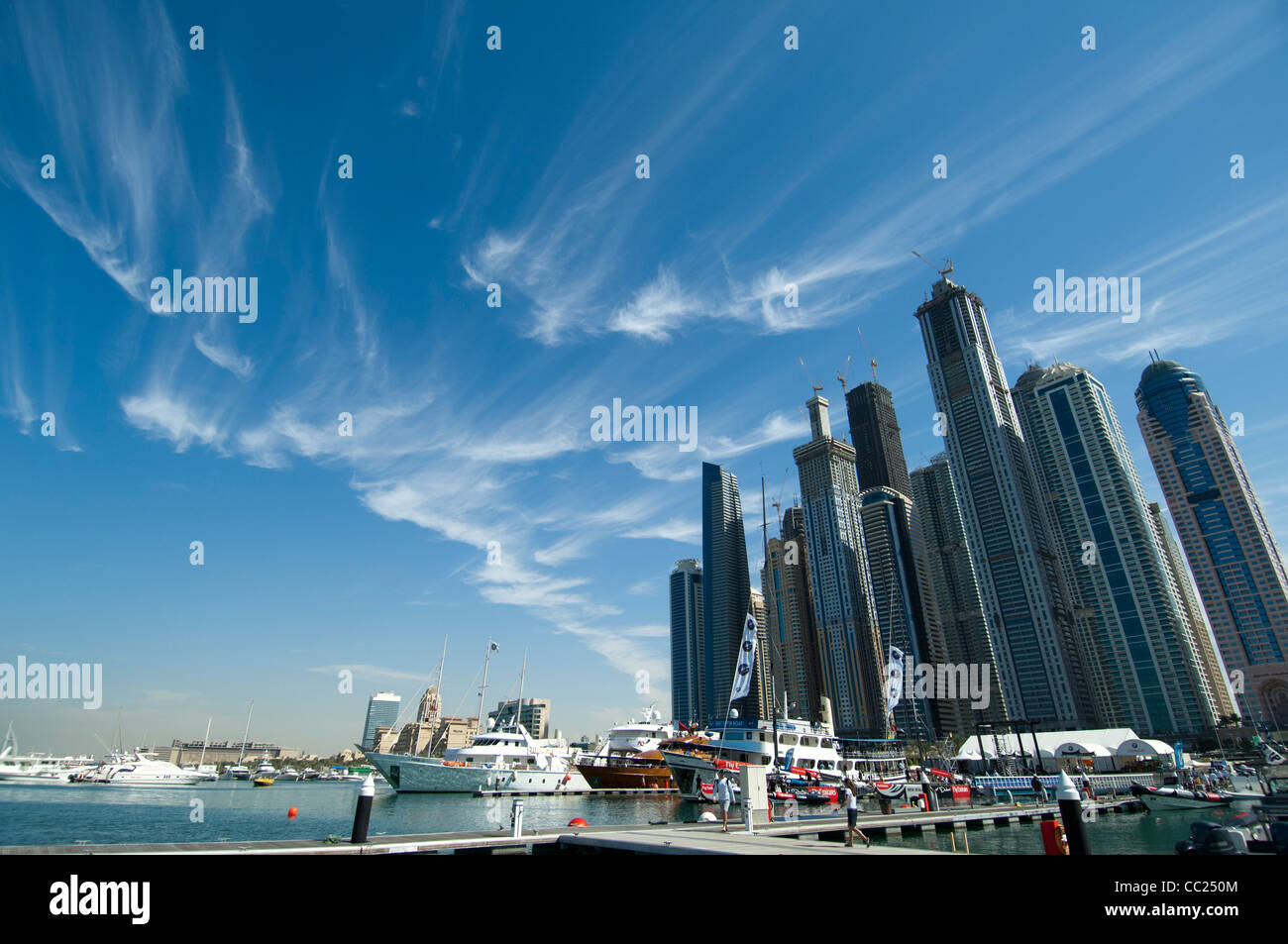 Mares tail clouds over Dubai Stock Photo - Alamy