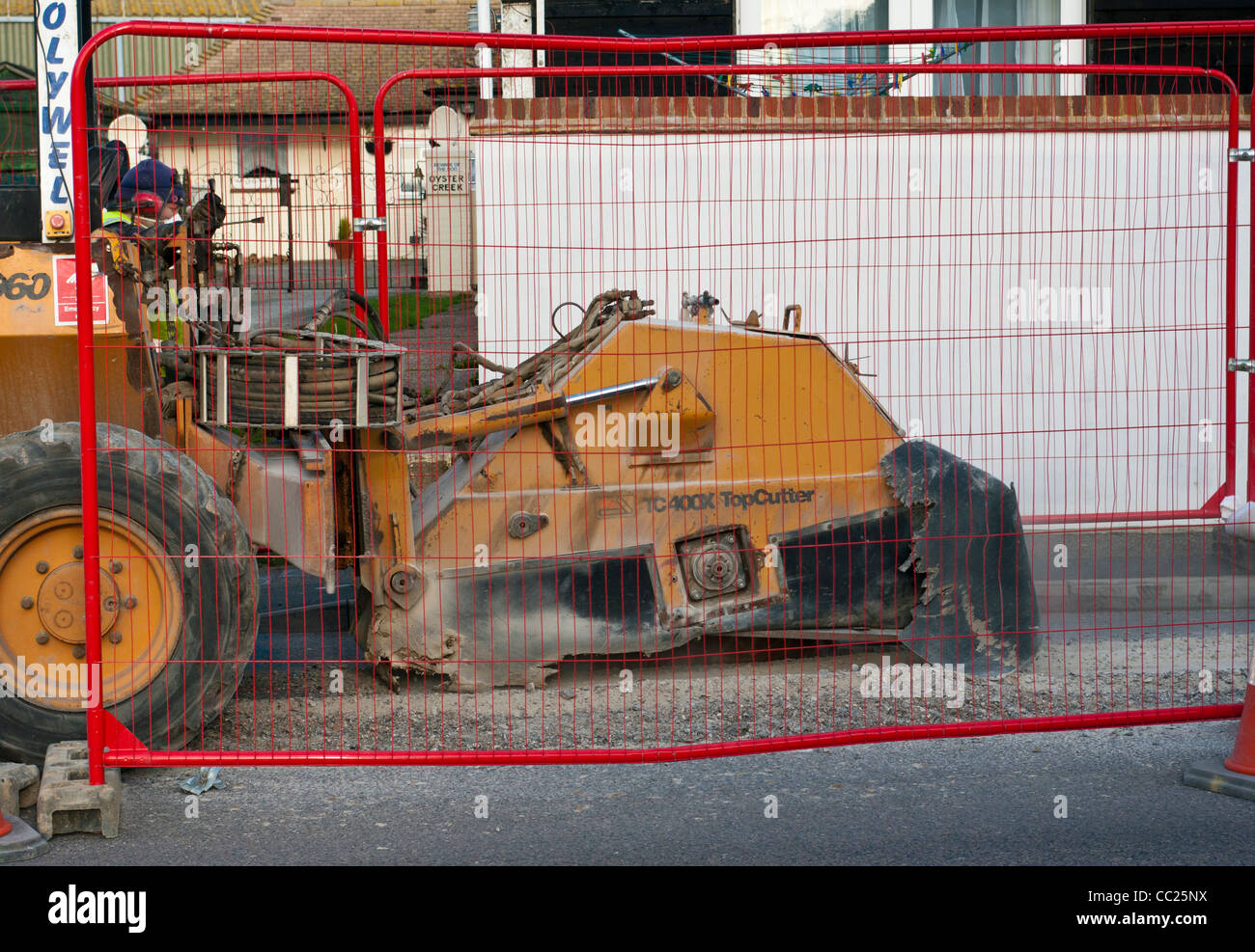 Road Surface Cutter Astec Concrete Rock Saw Topcutter UK Roadworks road ...