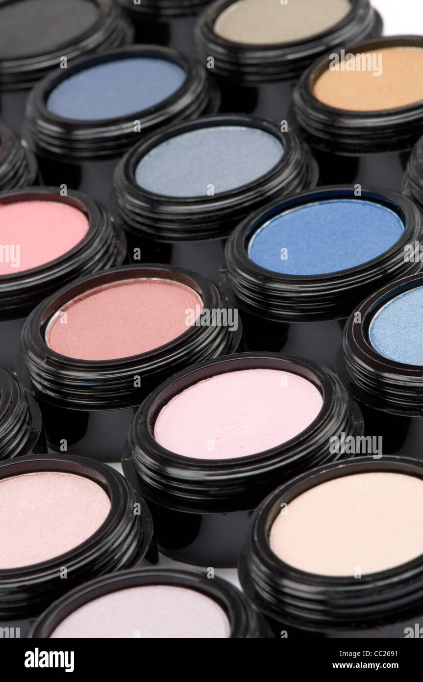 Containers of different shades of eyeshadow Stock Photo - Alamy