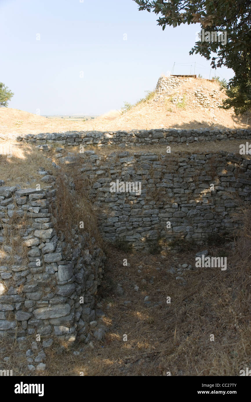 Watchtower at The archaeological site of Troy, Turkey Stock Photo - Alamy