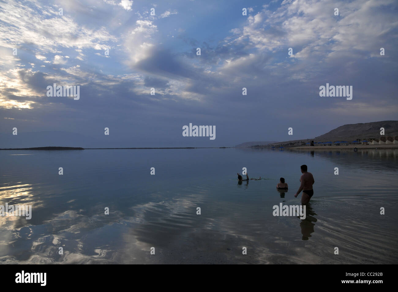 Dead sea float newspaper hi-res stock photography and images - Alamy