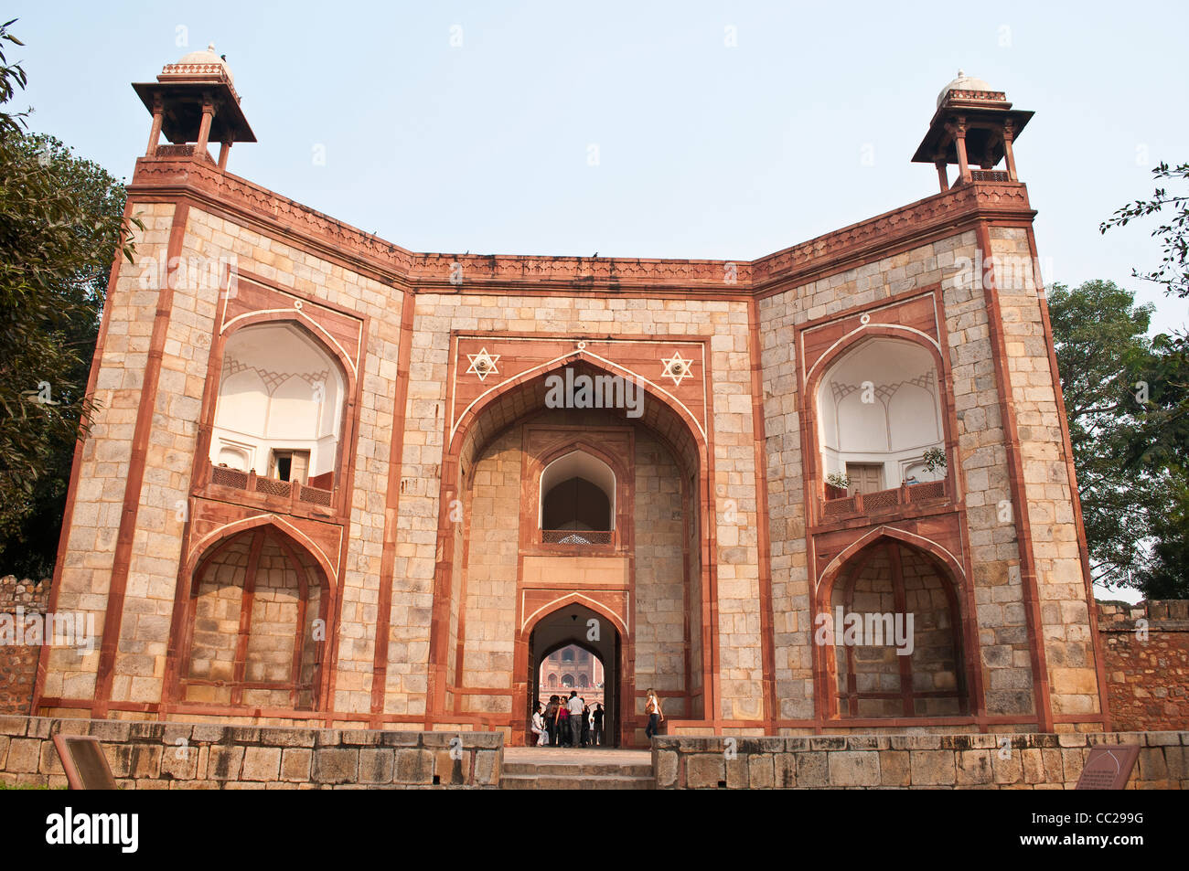West Gate, Humayun's Tomb, New Delhi, India Stock Photo - Alamy