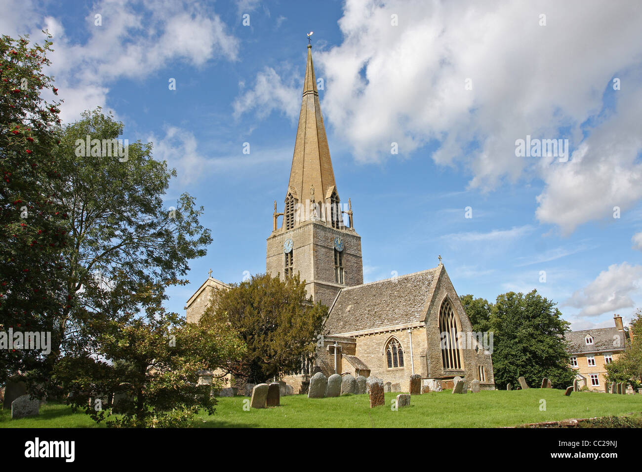 Bampton Church Cotswolds Oxfordshire Stock Photo - Alamy