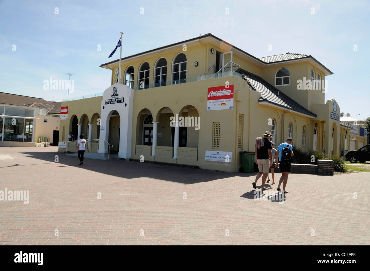 The Head Quarters ( H.Q) of Bondi Surf Bathers Life Saving Club at ...