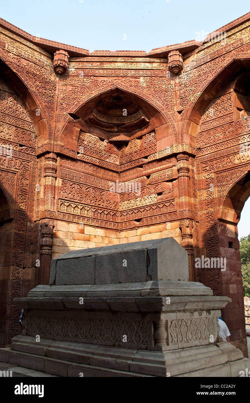 Iltutmish tomb hi-res stock photography and images - Alamy