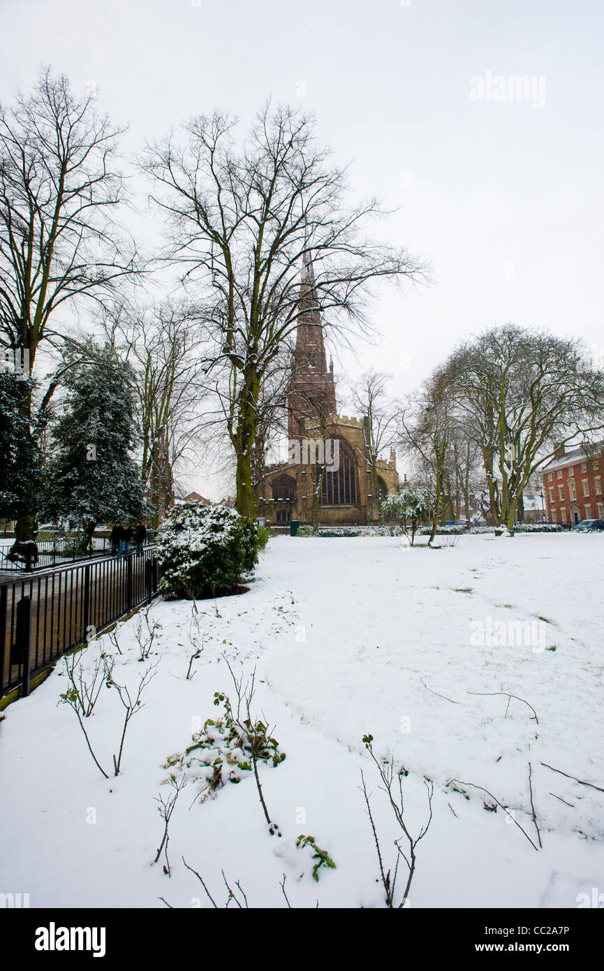 Holy trinity church coventry hi-res stock photography and images - Alamy