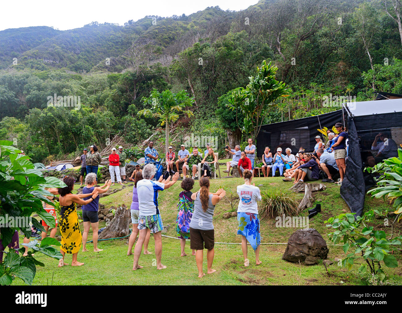 Hawaiian people hi-res stock photography and images - Alamy