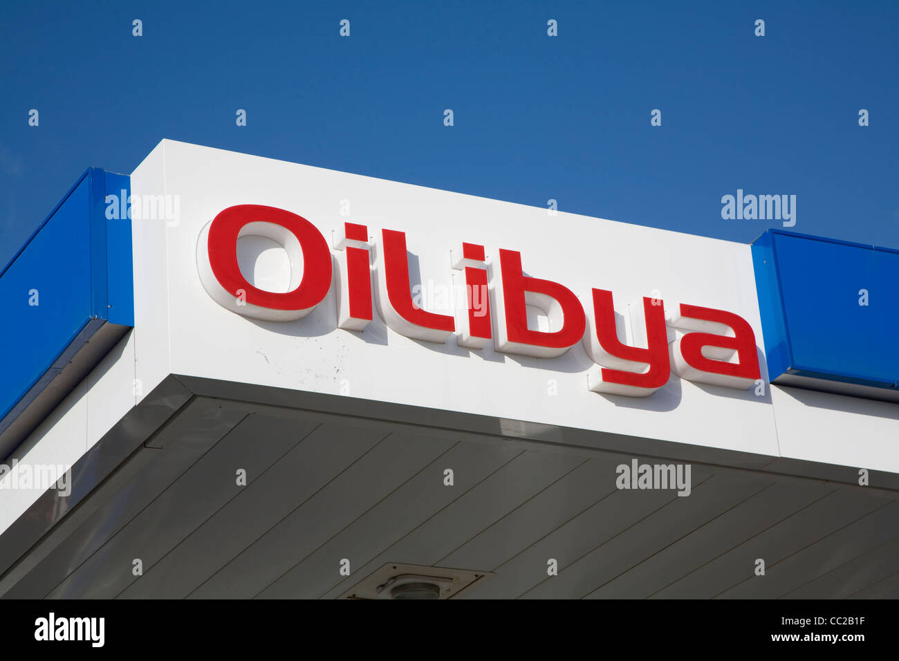 Libya oil hi-res stock photography and images - Alamy