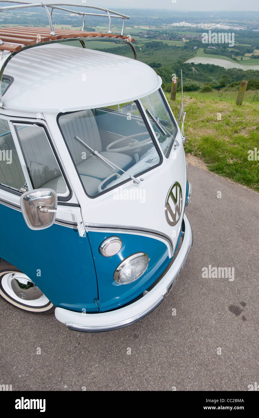 1965 volkswagen camper van hi-res stock photography and images - Alamy