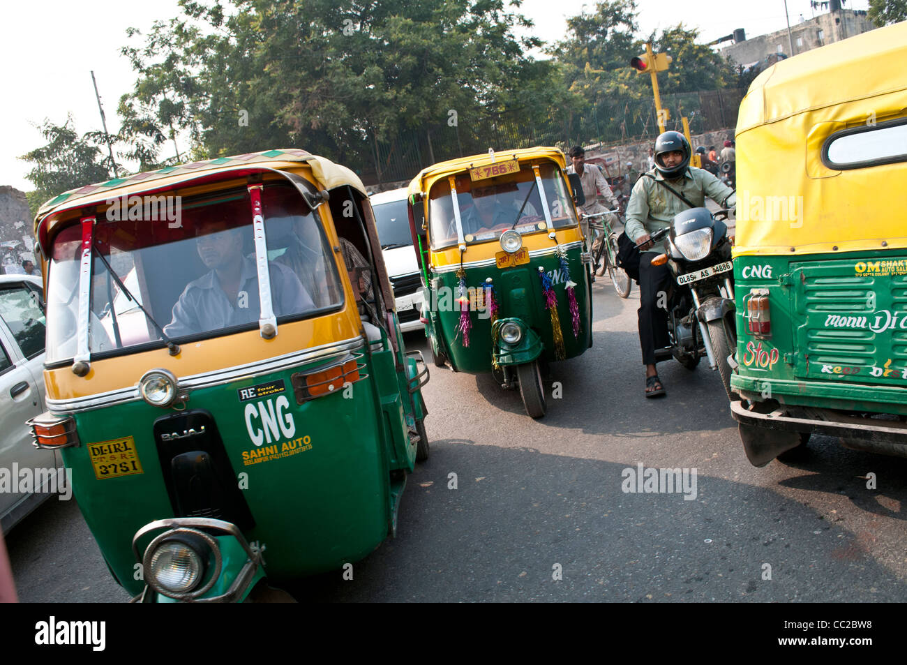 Auto rickshaws delhi hi-res stock photography and images - Alamy