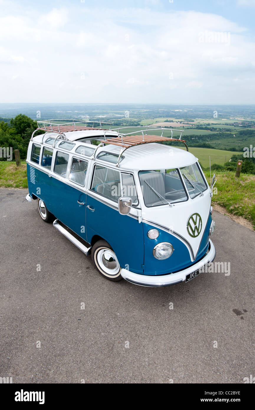 1965 volkswagen camper van hi-res stock photography and images - Alamy