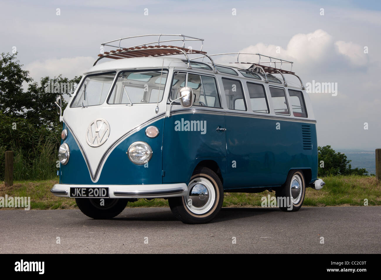 1965 volkswagen camper van hi-res stock photography and images - Alamy
