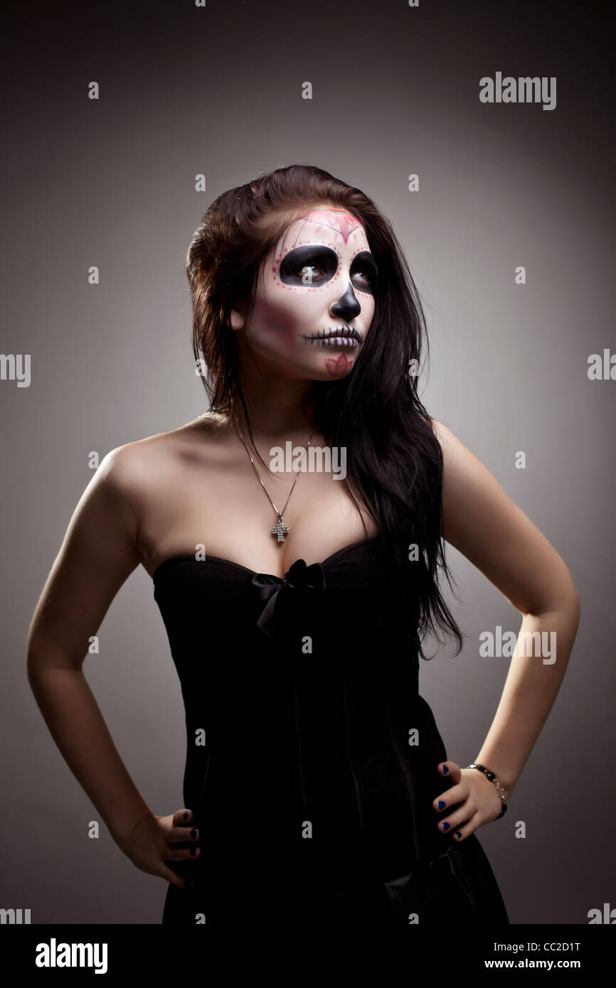 Deadly gaze hi-res stock photography and images - Alamy