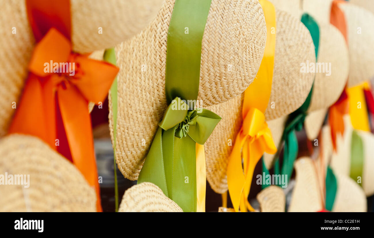 Vintage straw boater hat hi-res stock photography and images - Alamy