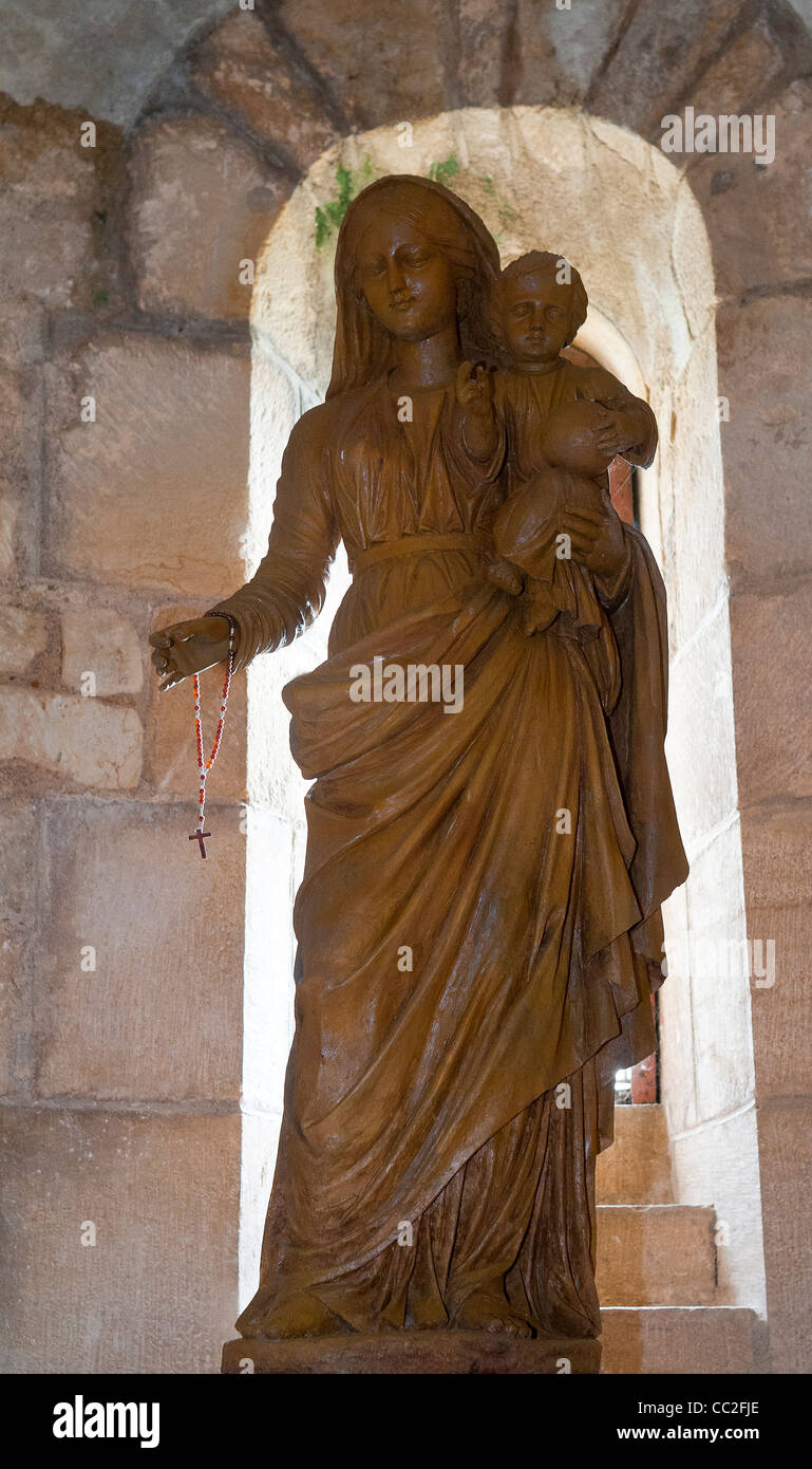 Hand globe sculpture hi-res stock photography and images - Alamy