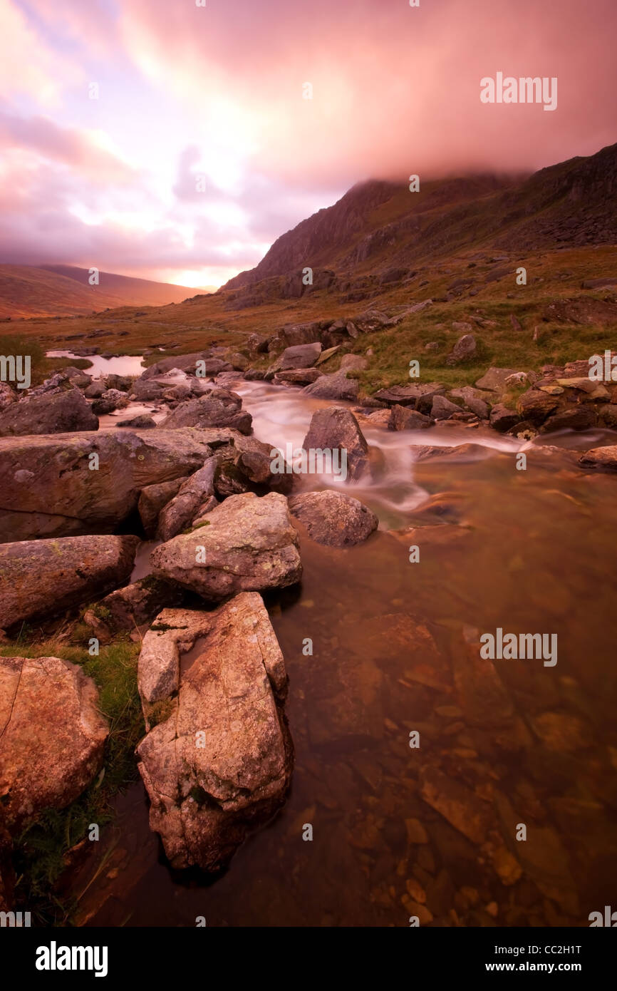 Cwm idwal wales hi-res stock photography and images - Alamy