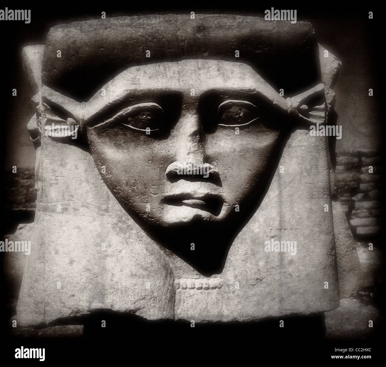 Art face hathor hi-res stock photography and images - Alamy
