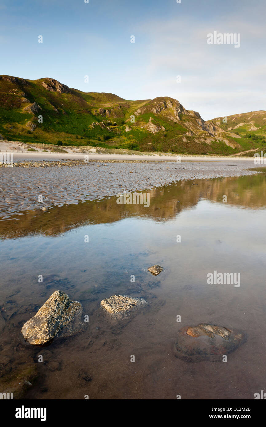 Snowdonia From Conwy Morfa Beach Stock Photo - Alamy
