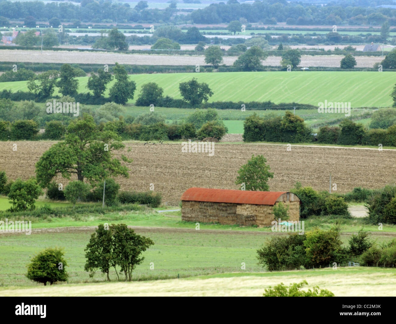 Open sided barn hi-res stock photography and images - Alamy