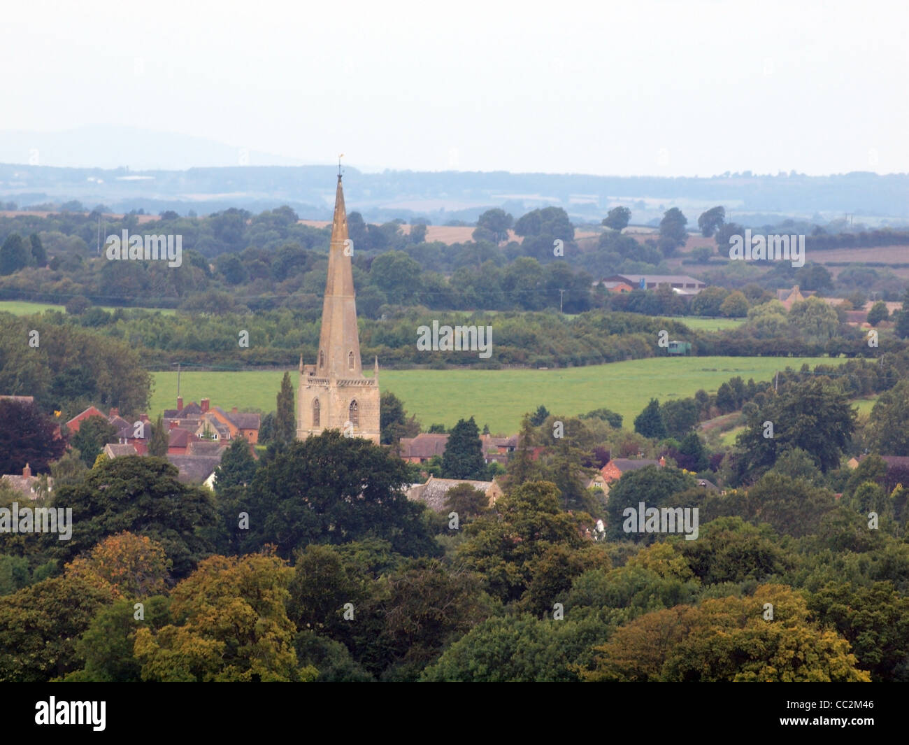 English rural church with spire hi-res stock photography and images - Alamy