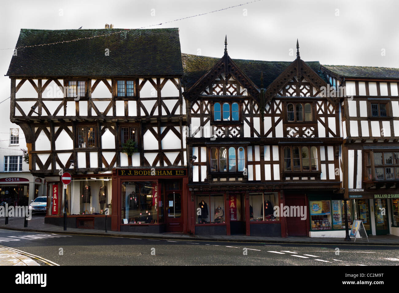 Ludlow shops hi-res stock photography and images - Alamy