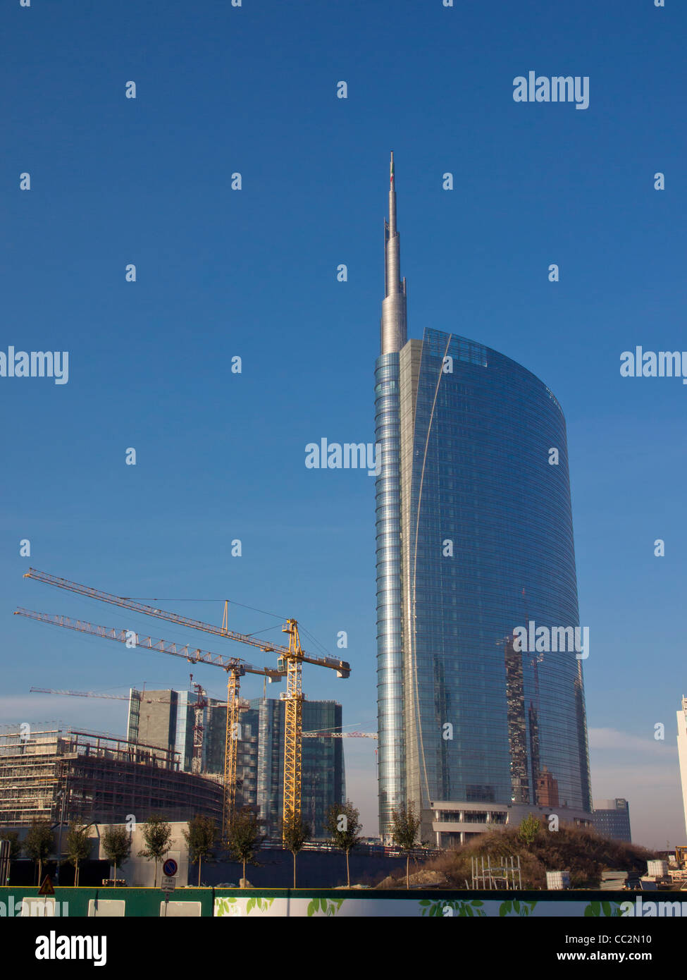 Cesar pelli tower hi-res stock photography and images - Alamy