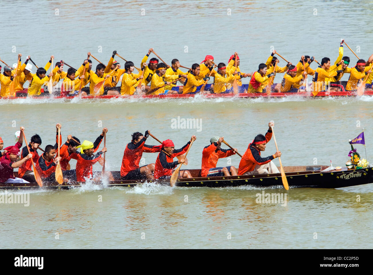 Long-boat racing on the Chakrai River during the Phimai Festival ...