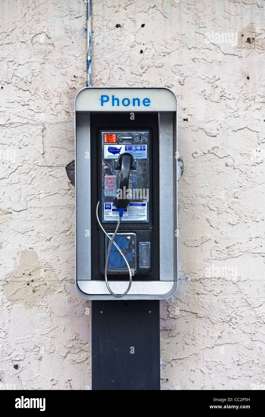 pay telephone on street Stock Photo - Alamy