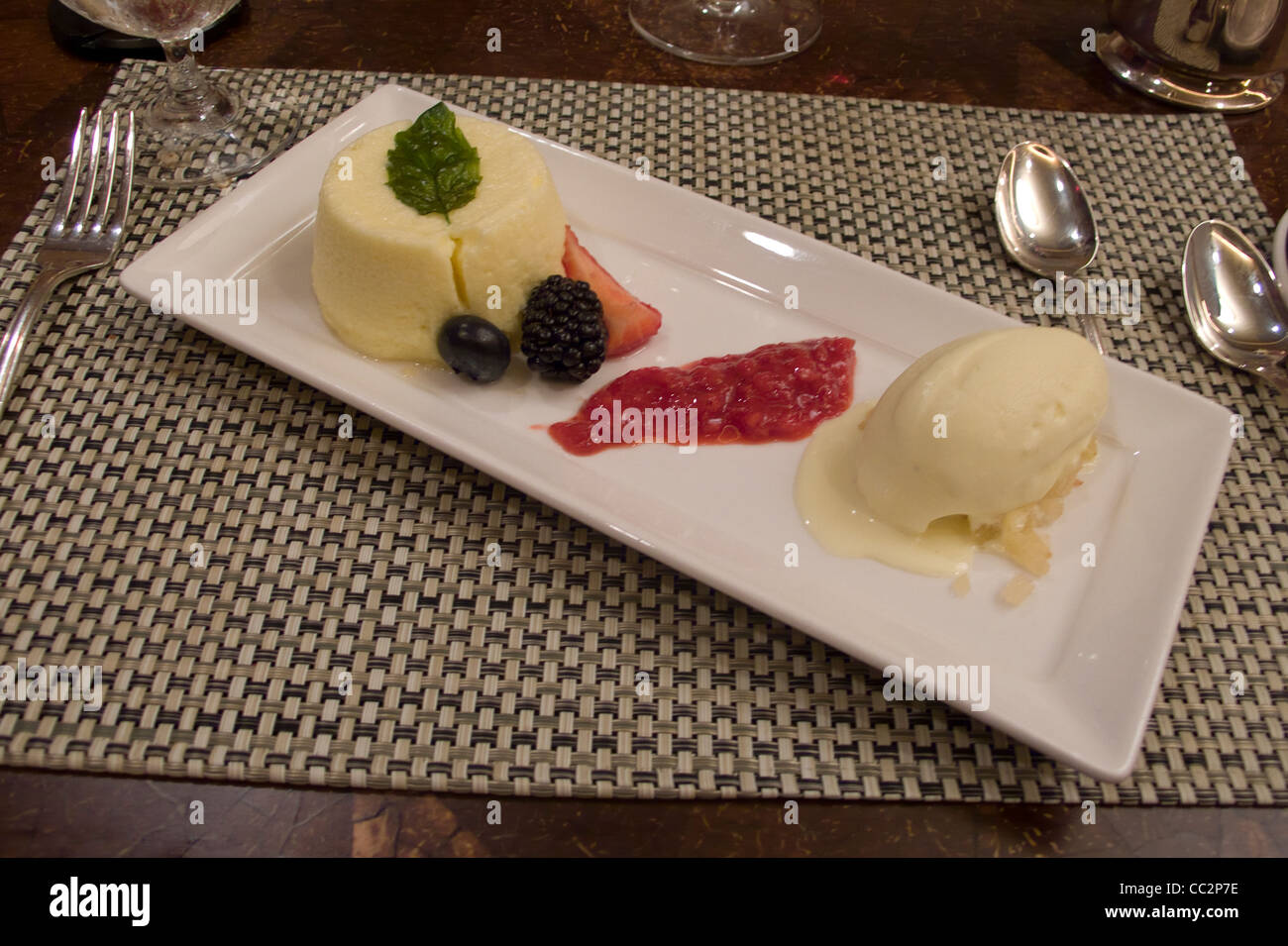 Desert plate at a hotel Stock Photo - Alamy