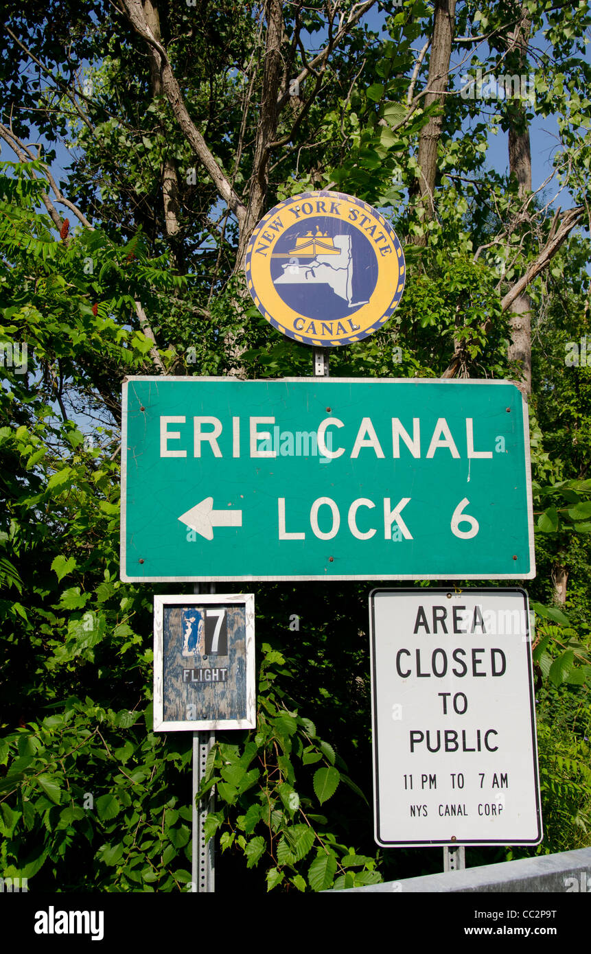 New York, Erie Canal, Mohawk River. Lock 6 between Waterford ...