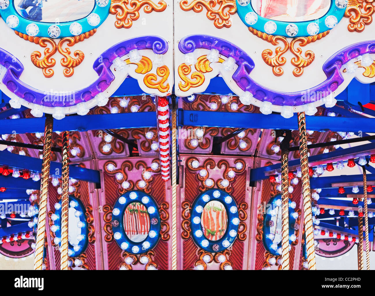 Canopy carousel hi-res stock photography and images - Alamy