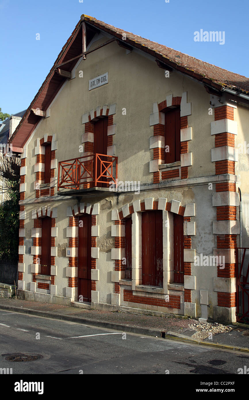 Unattractive hi-res stock photography and images - Alamy