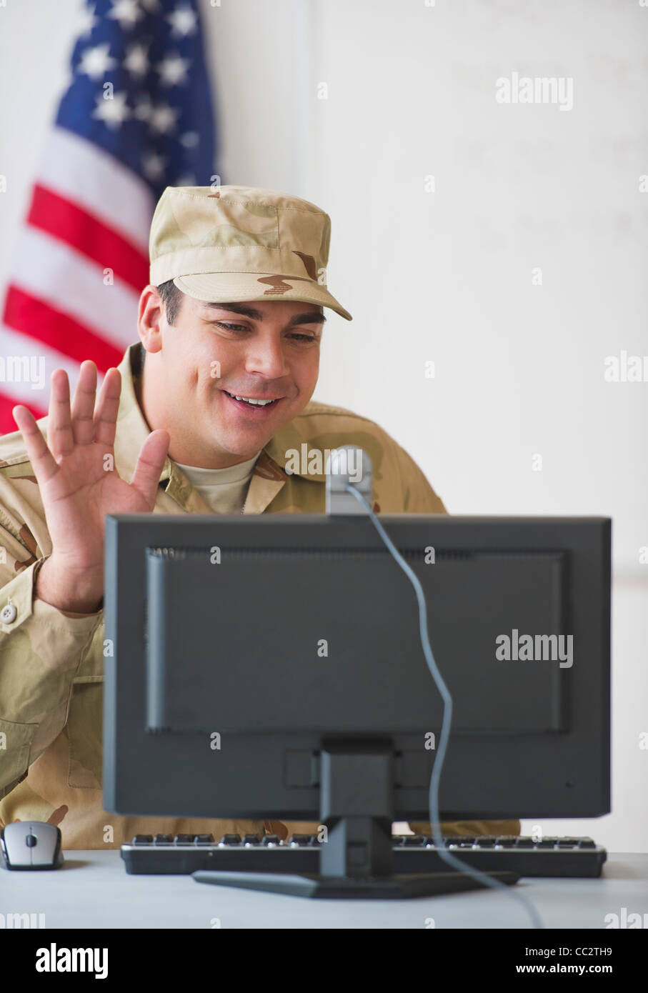 Wearing military uniform hi-res stock photography and images - Alamy