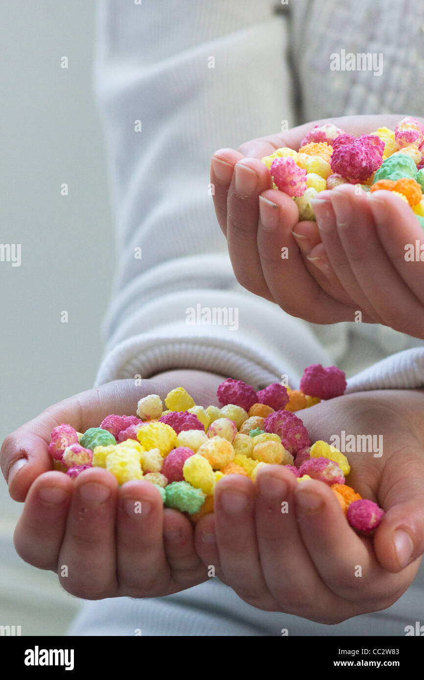 Rainbow drops sweets hi-res stock photography and images - Alamy