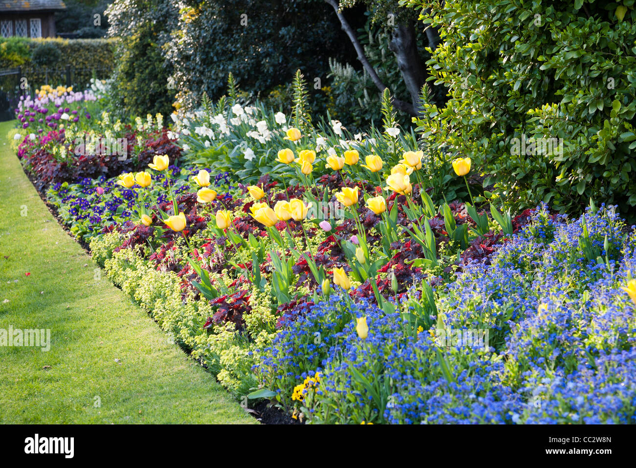 Hyde park london spring flowers hi-res stock photography and images - Alamy
