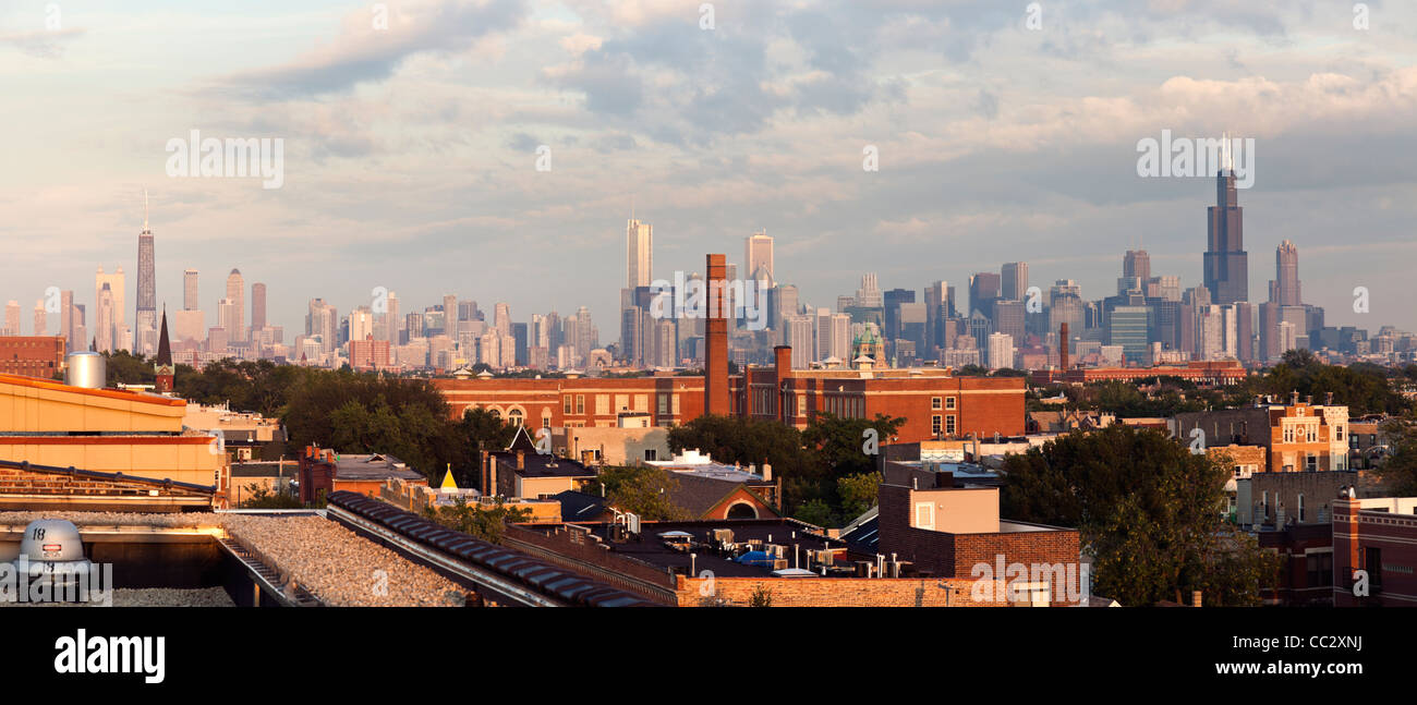 Chicago skyline daytime hi-res stock photography and images - Alamy