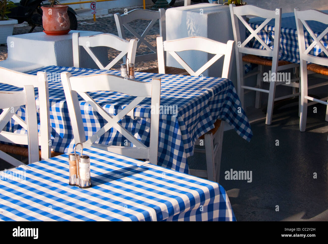 Checkered Tables Restaurant High Resolution Stock Photography and ...