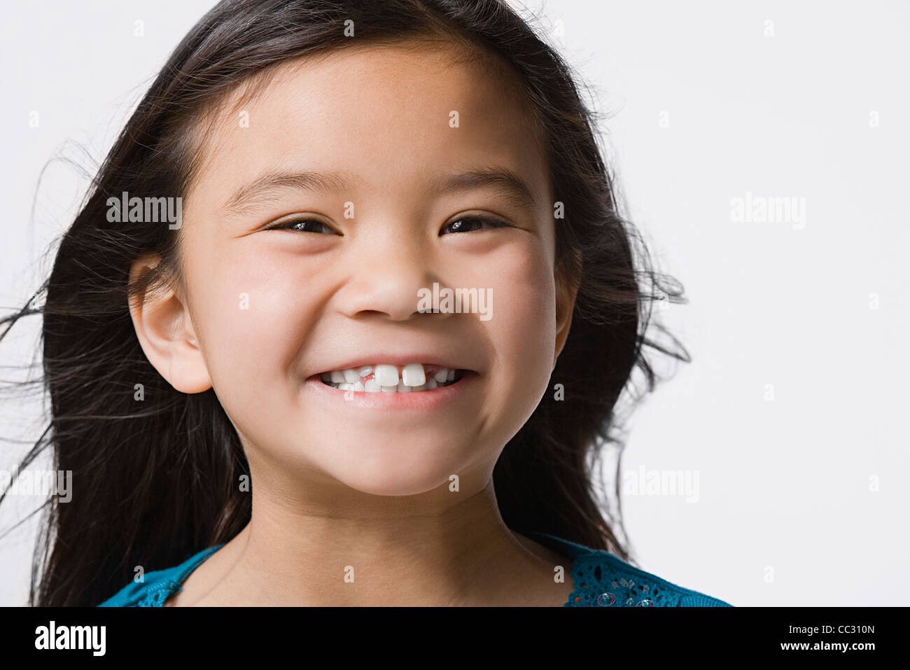 Portrait smiling vietnamese kid in hi-res stock photography and images ...