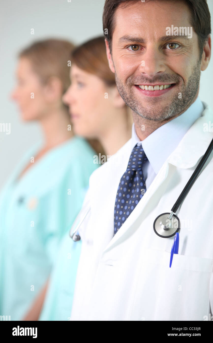 Line medical staff hi-res stock photography and images - Alamy