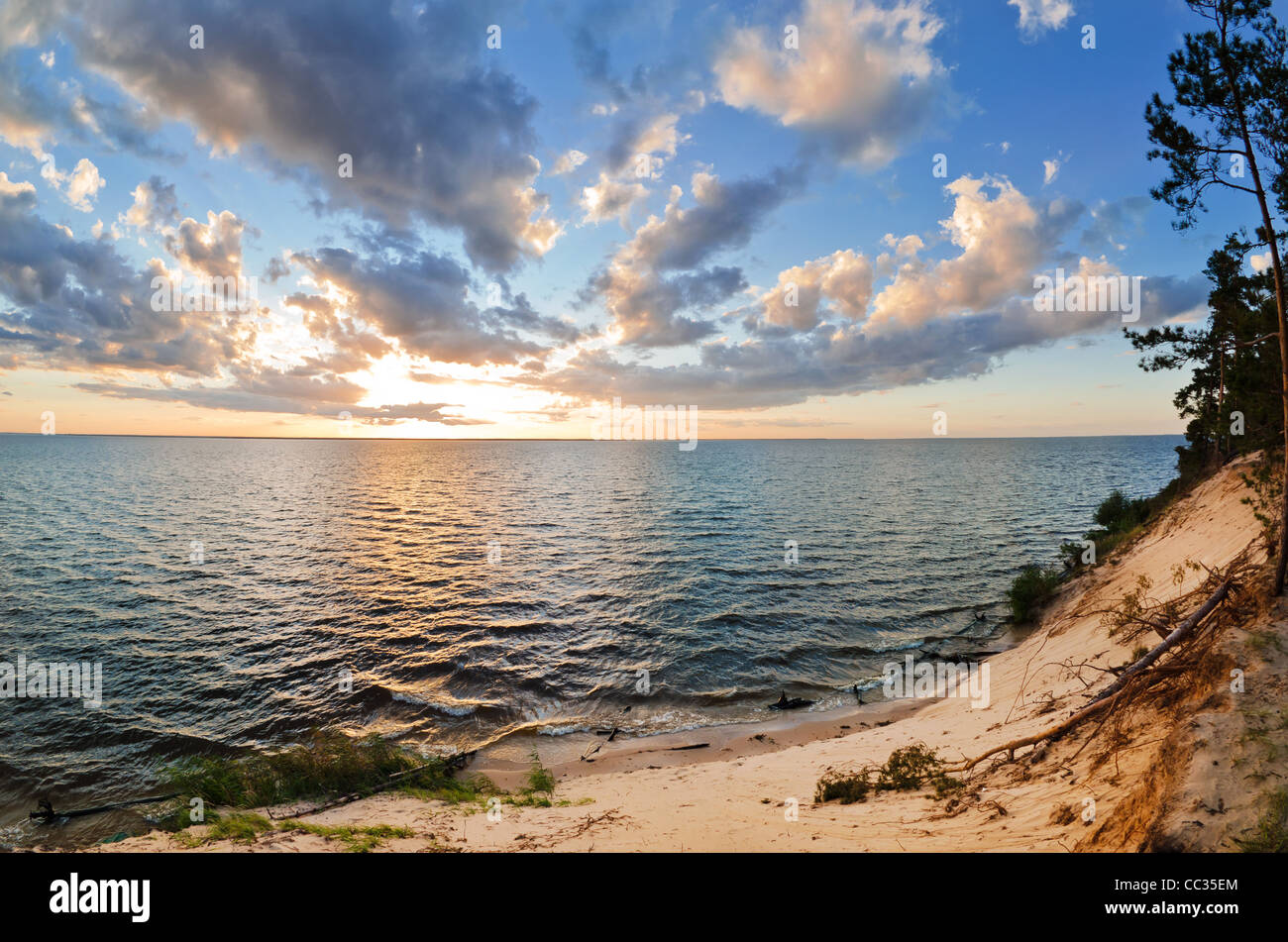 Sunset over lake beautiful view hi-res stock photography and images - Alamy