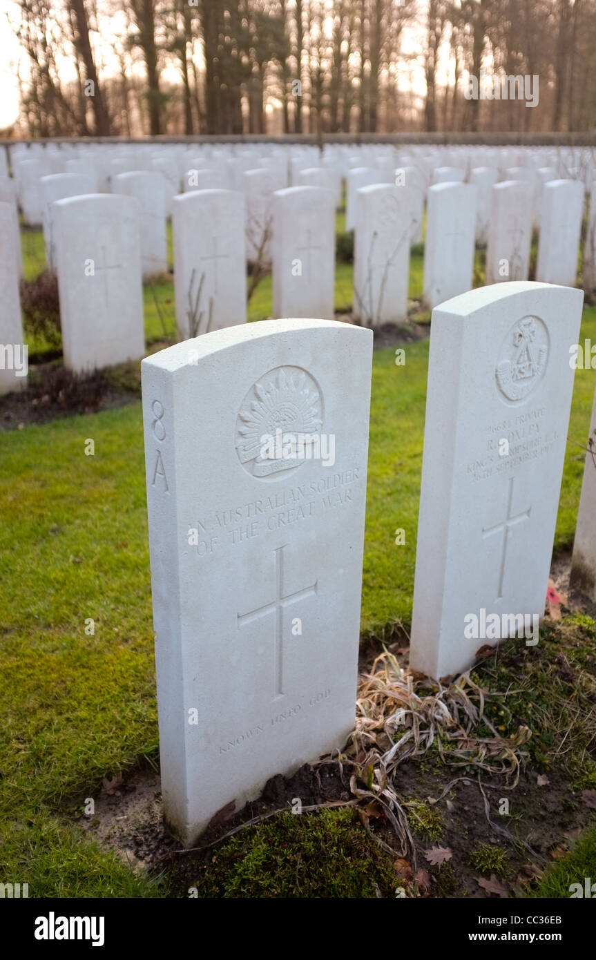 Australian cemetery hi-res stock photography and images - Alamy